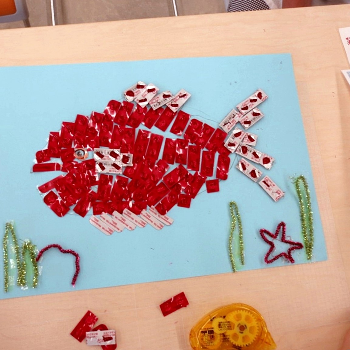 薬のPTPシートで海の生き物をつくってみよう！ - アイケイ薬局